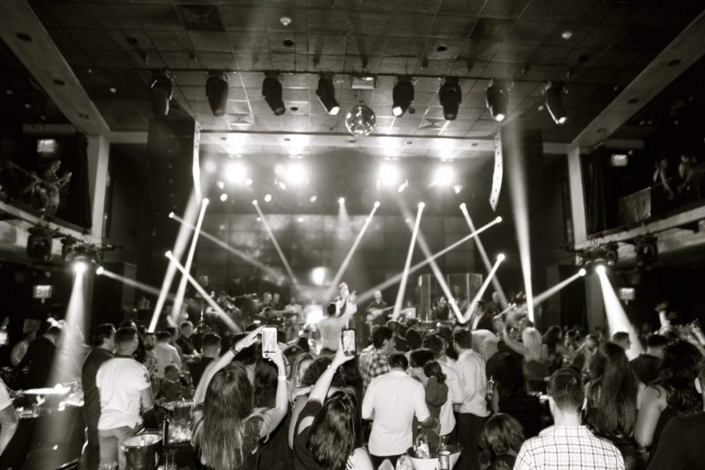 26 Best Parties In New York For New Year’s Eve 2020 - Behind the Scenes ...